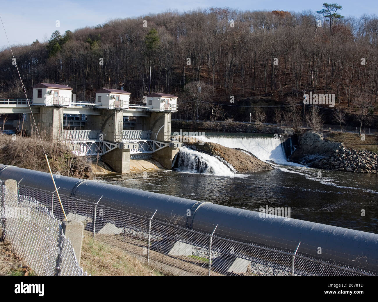 Water flowing from a dam Stock Photo - Alamy