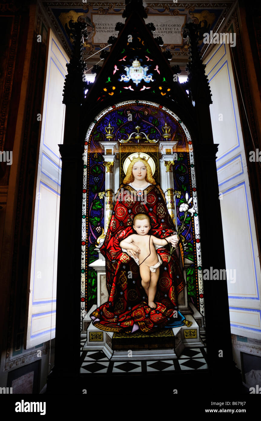 Stained glass panel virgin child hi-res stock photography and images ...