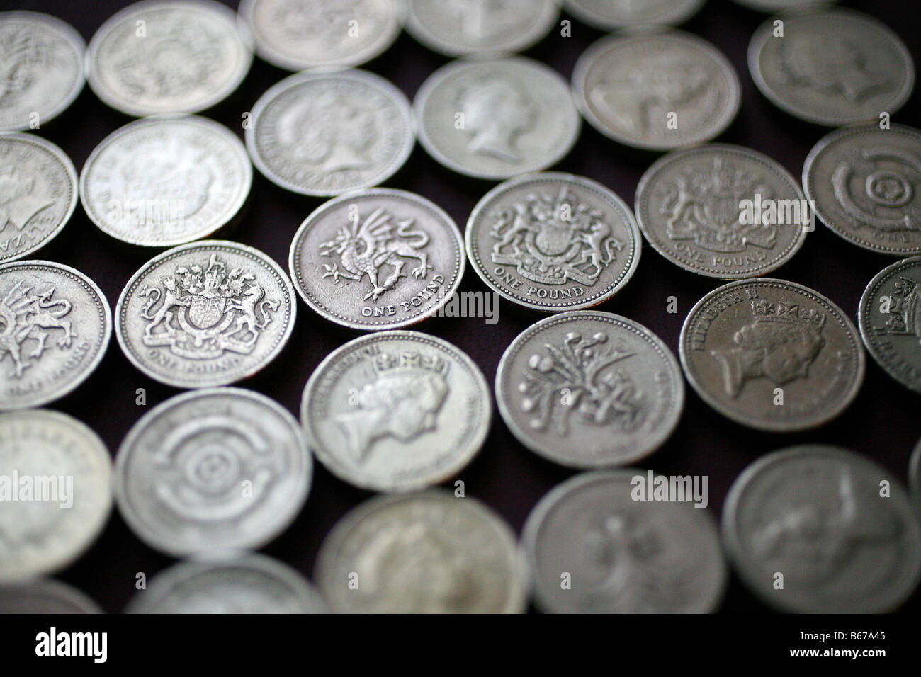 Pictured British Pound Coins Stock Photo - Alamy