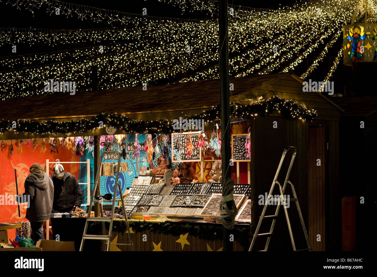 Scenes from a german Christmas market Stock Photo - Alamy
