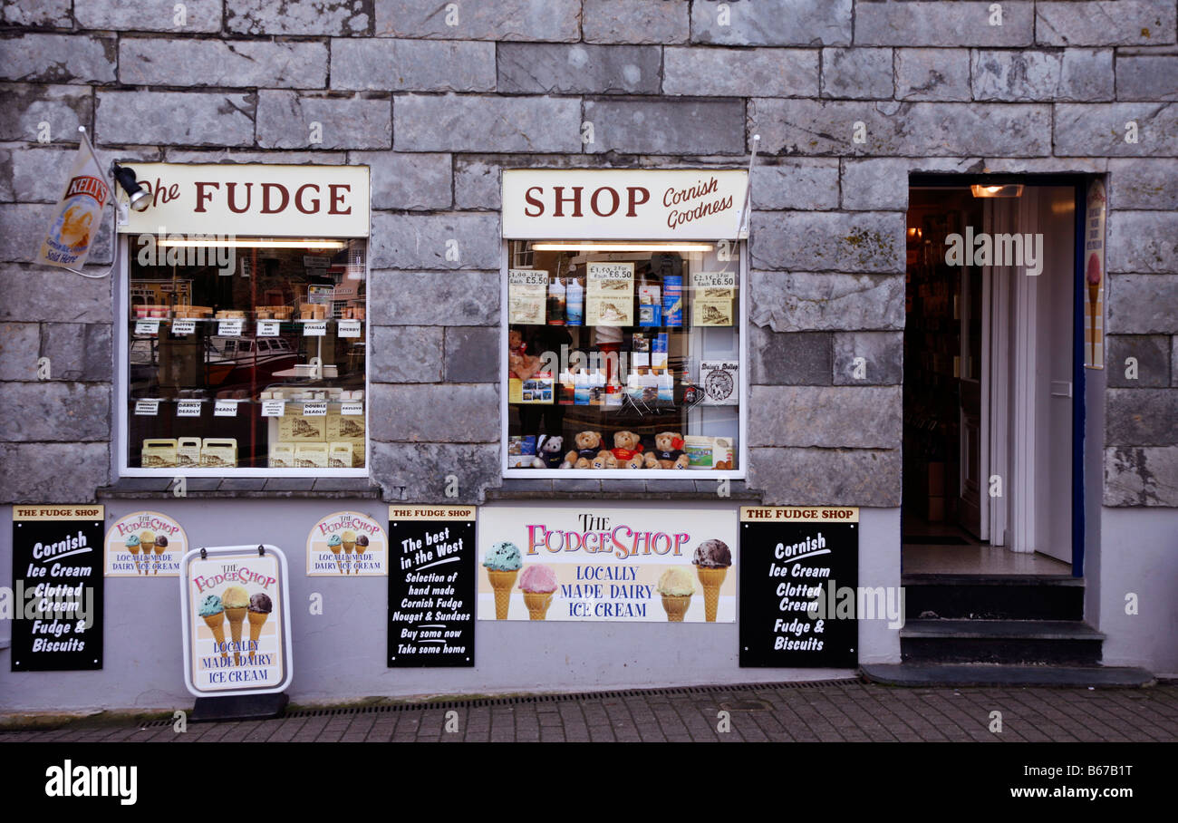 Fudge shop, Padstow, Cornwall Stock Photo - Alamy