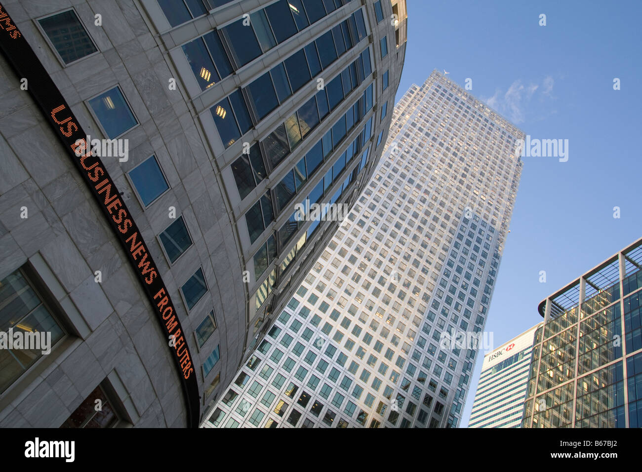 South colonnade canary wharf hi-res stock photography and images - Alamy