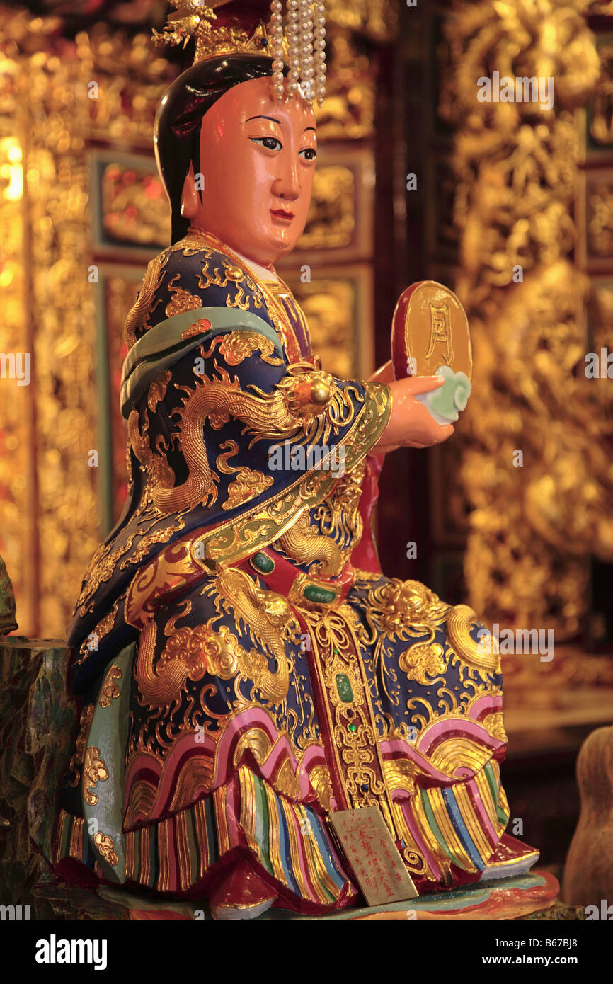 Taiwan statue hi-res stock photography and images - Alamy