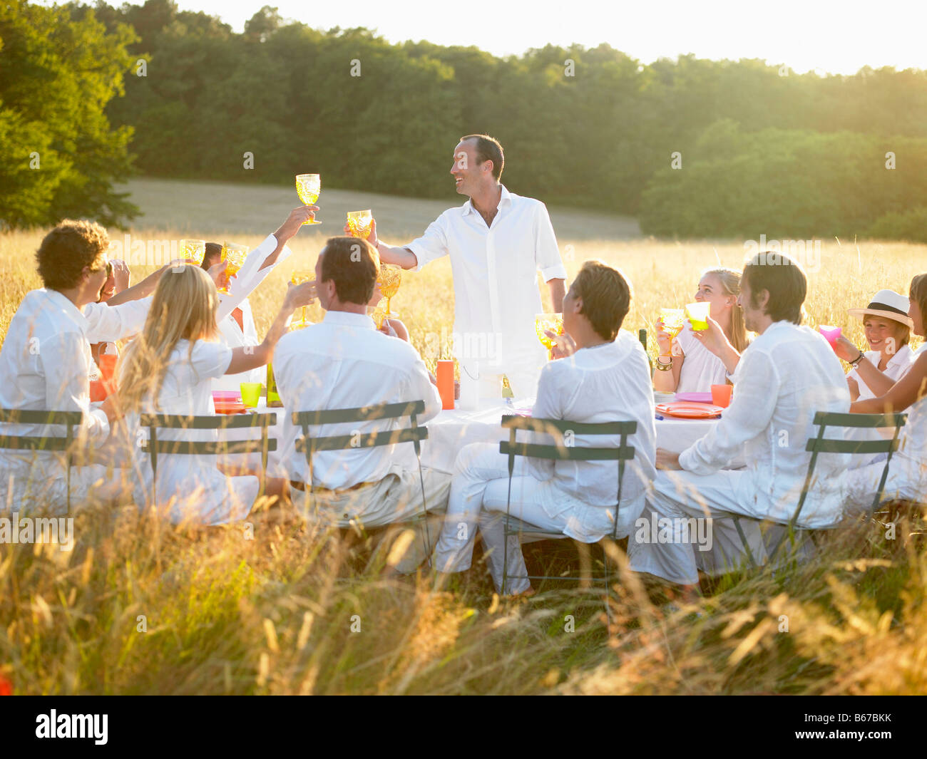 Group people speech hi-res stock photography and images - Alamy