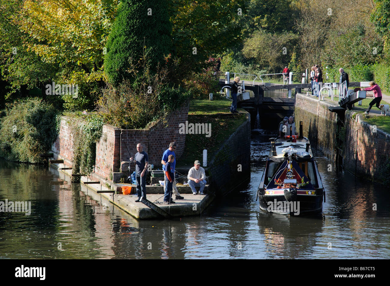 River kennet canal hi-res stock photography and images - Alamy