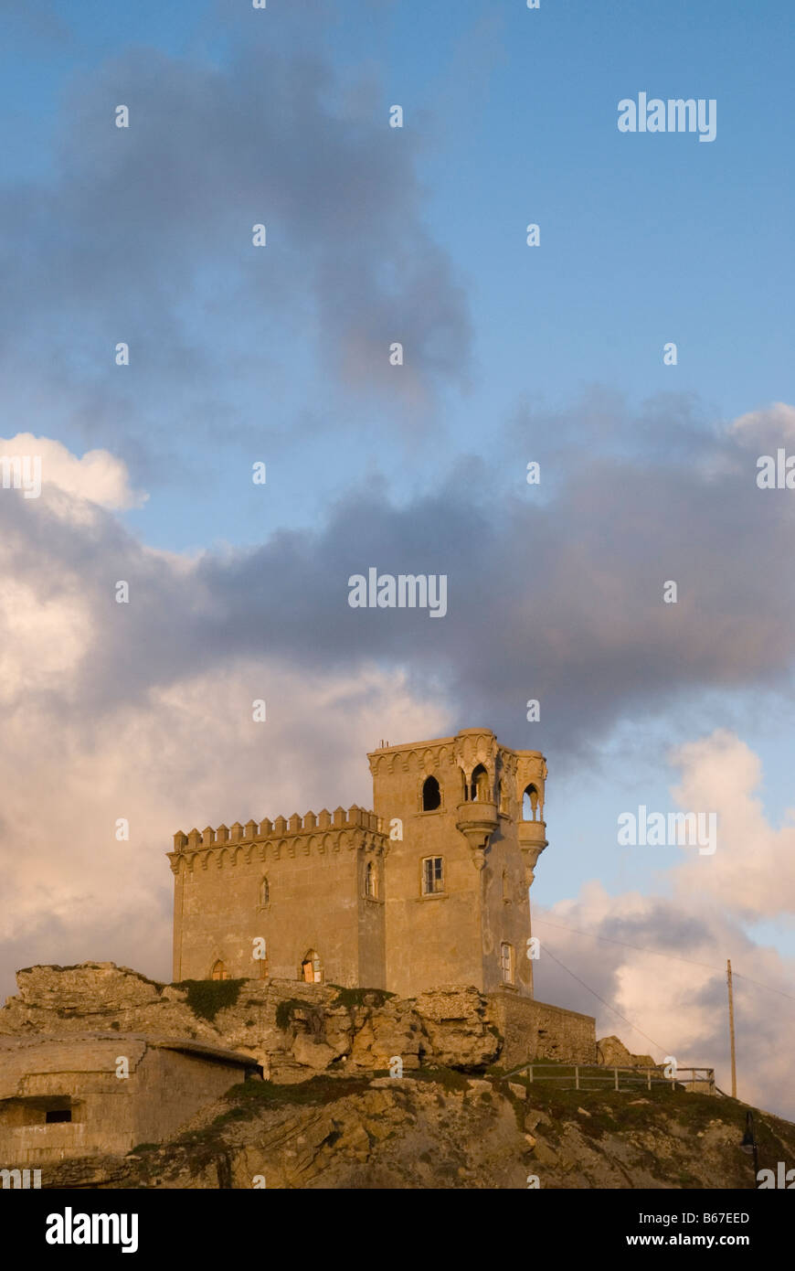 Tarifa spain castle hi-res stock photography and images - Alamy