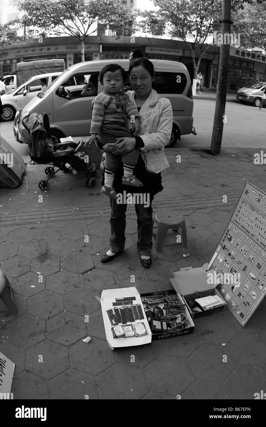 The Chinese lower class struggle for work daily As global economic ...