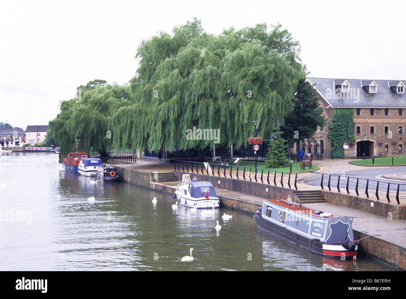 Ely cambridgeshire hi-res stock photography and images - Alamy