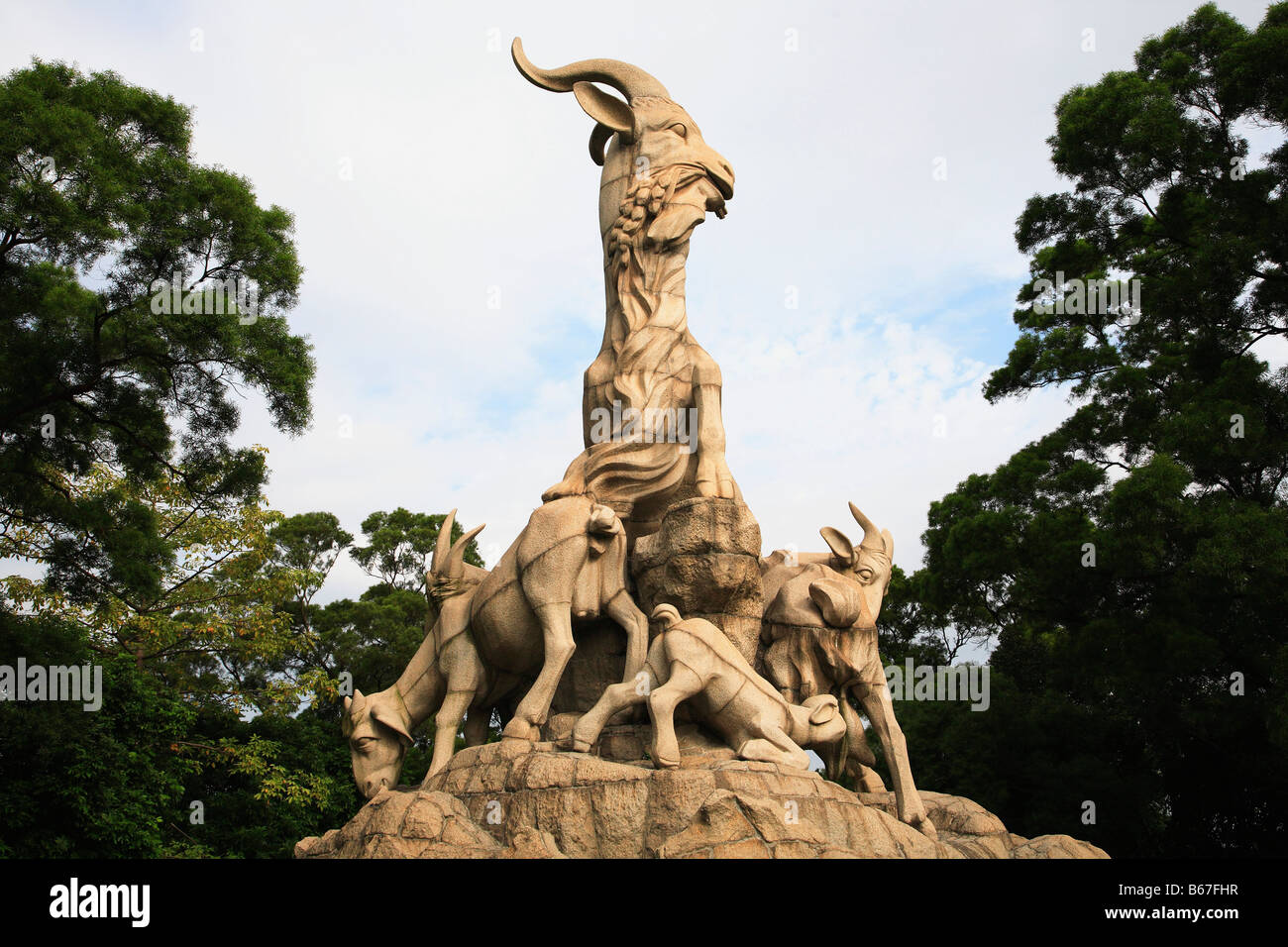 Five goats statue hi-res stock photography and images - Alamy