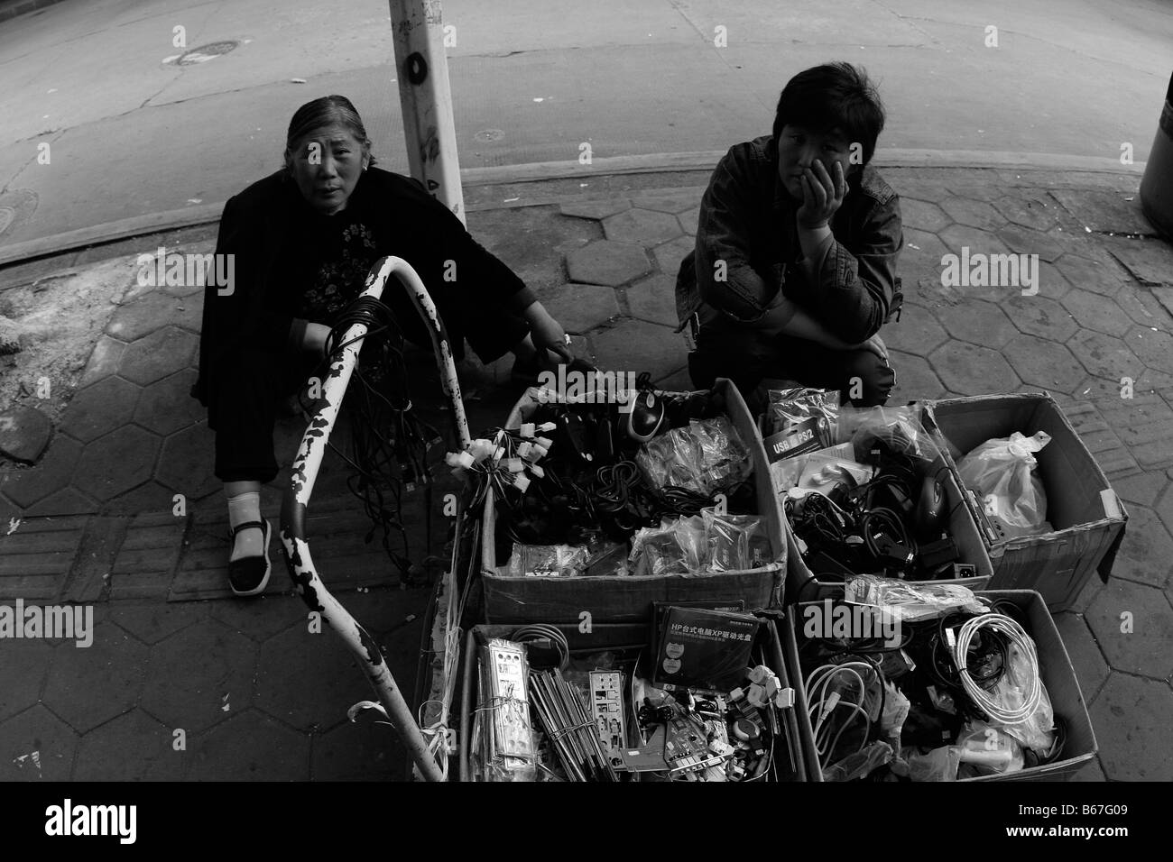 The Chinese lower class struggle for work daily As global economic ...