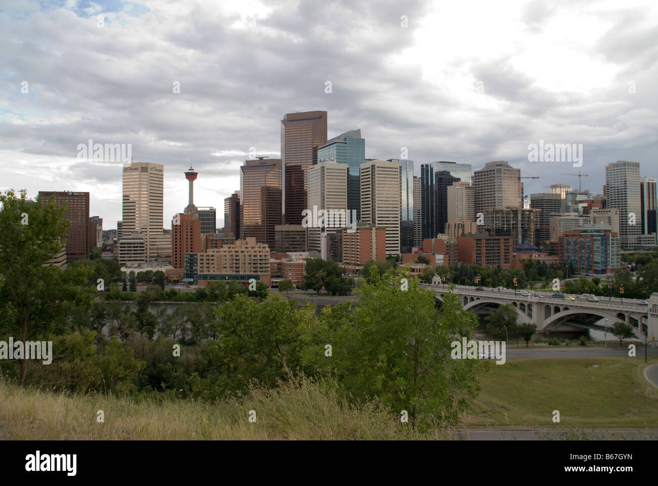 Calgary Tower Alberta Canada skyline Stock Photo - Alamy