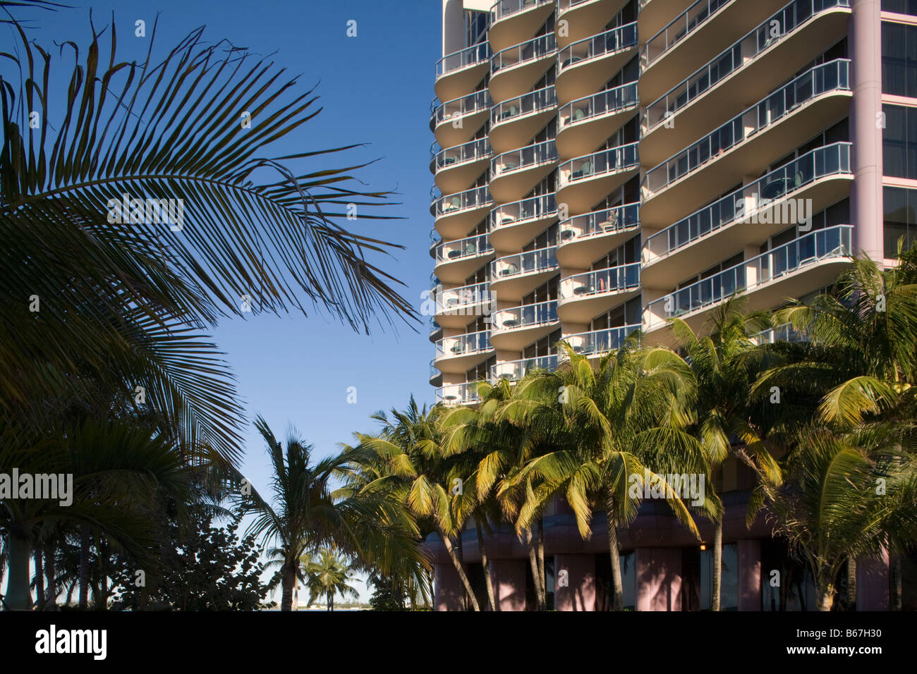 Cable beach bahamas hi-res stock photography and images - Alamy