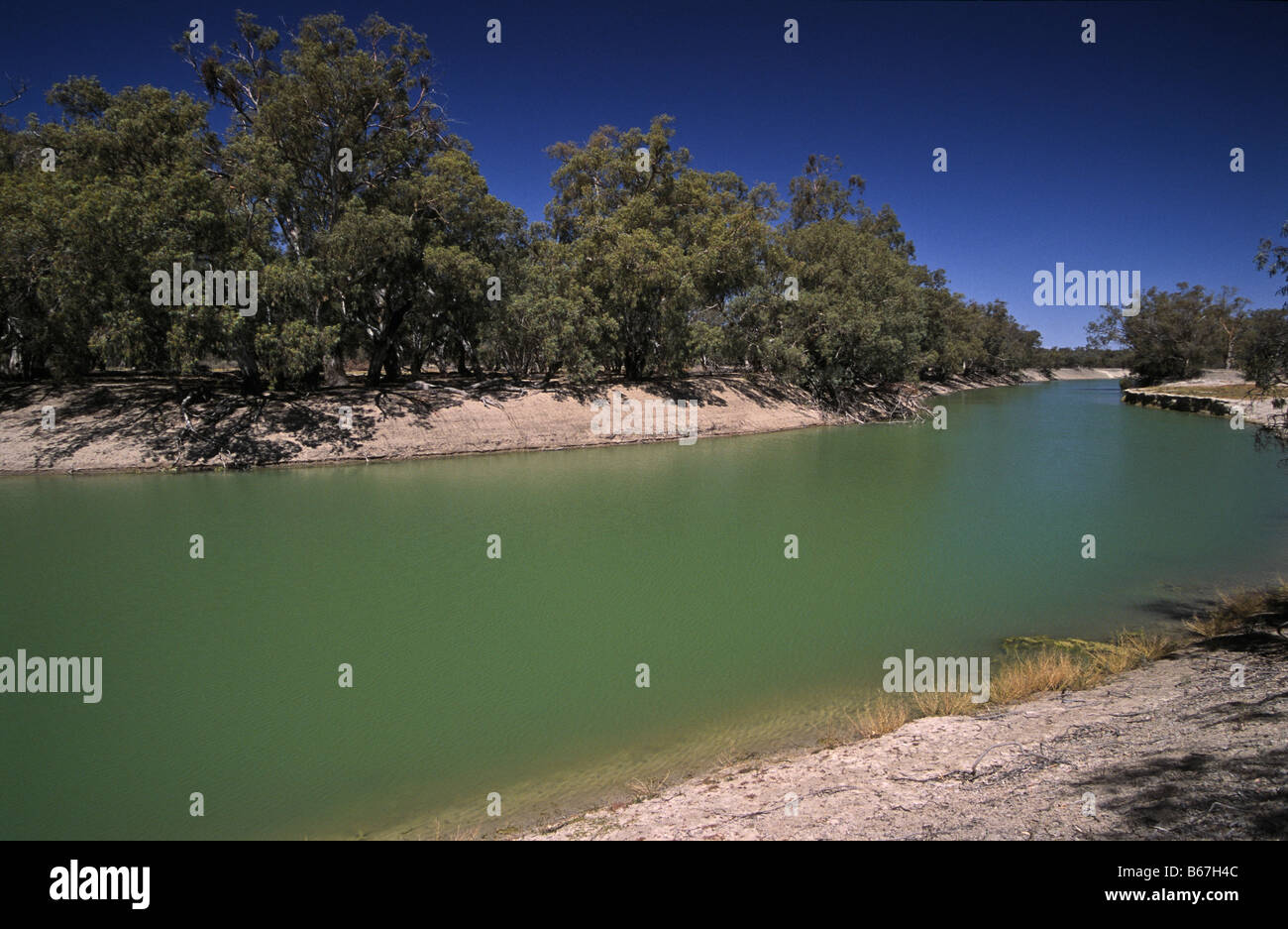 Darling river australia drought hi-res stock photography and images - Alamy