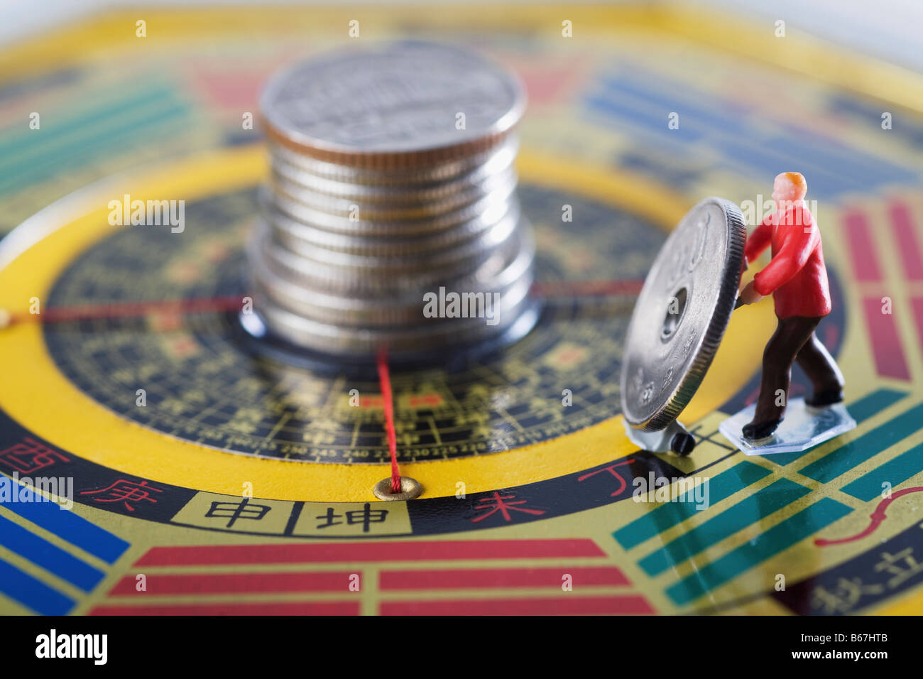 Feng shui compass hi-res stock photography and images - Alamy