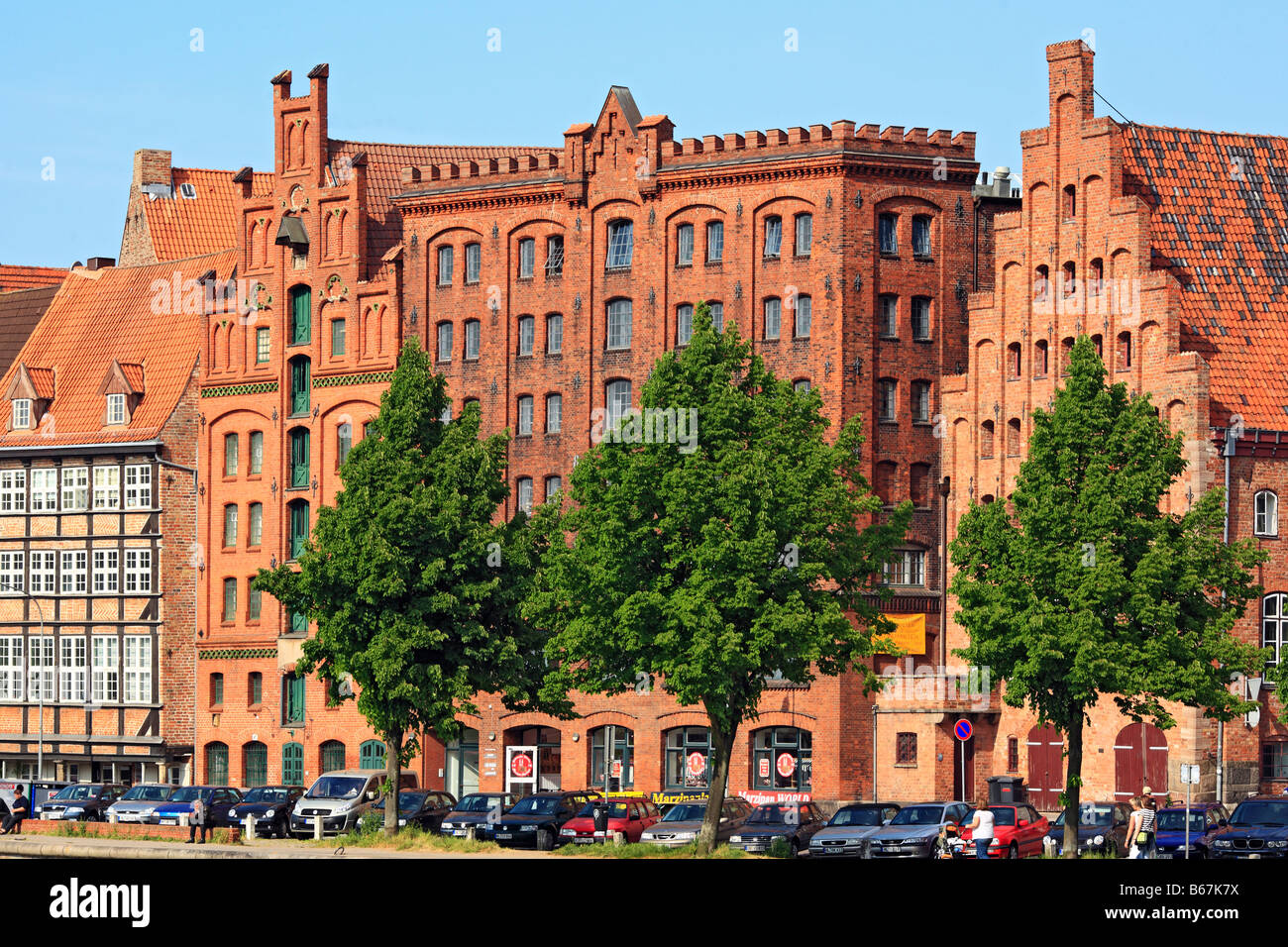 Red brick buildings architecture hi-res stock photography and images ...
