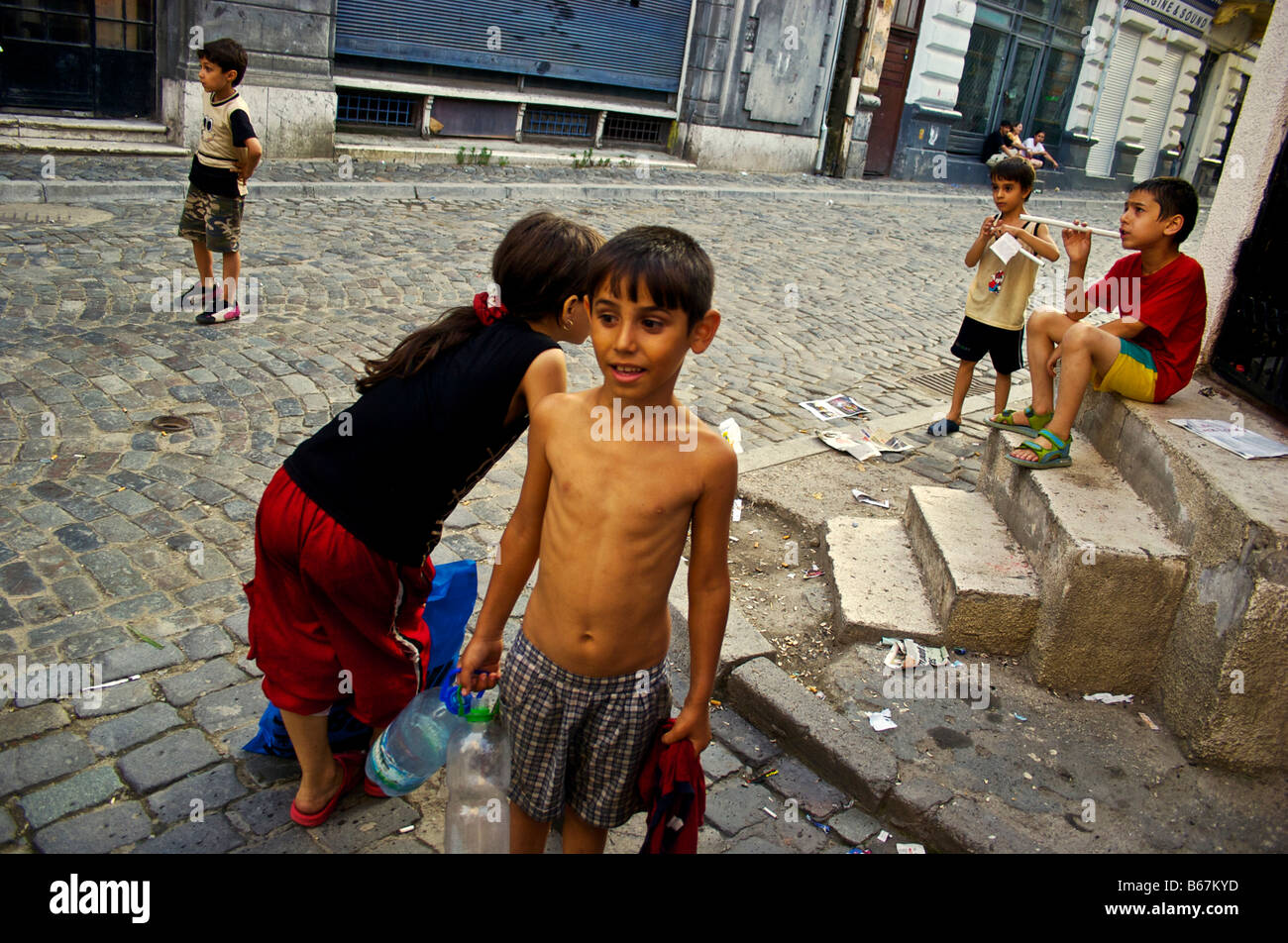Roma children hi-res stock photography and images - Alamy