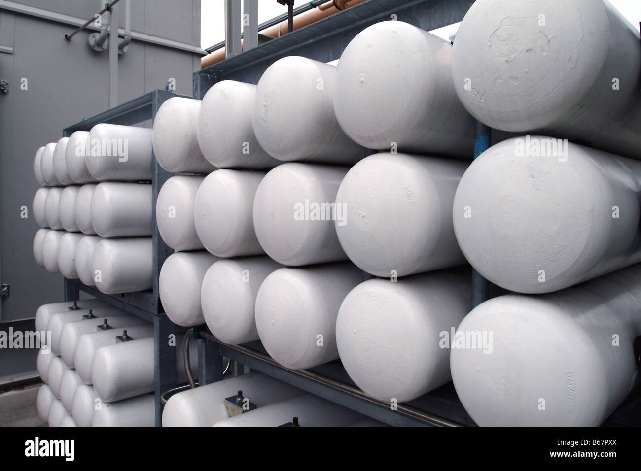 Storage cylinders at a CNG refuelling plant Stock Photo - Alamy