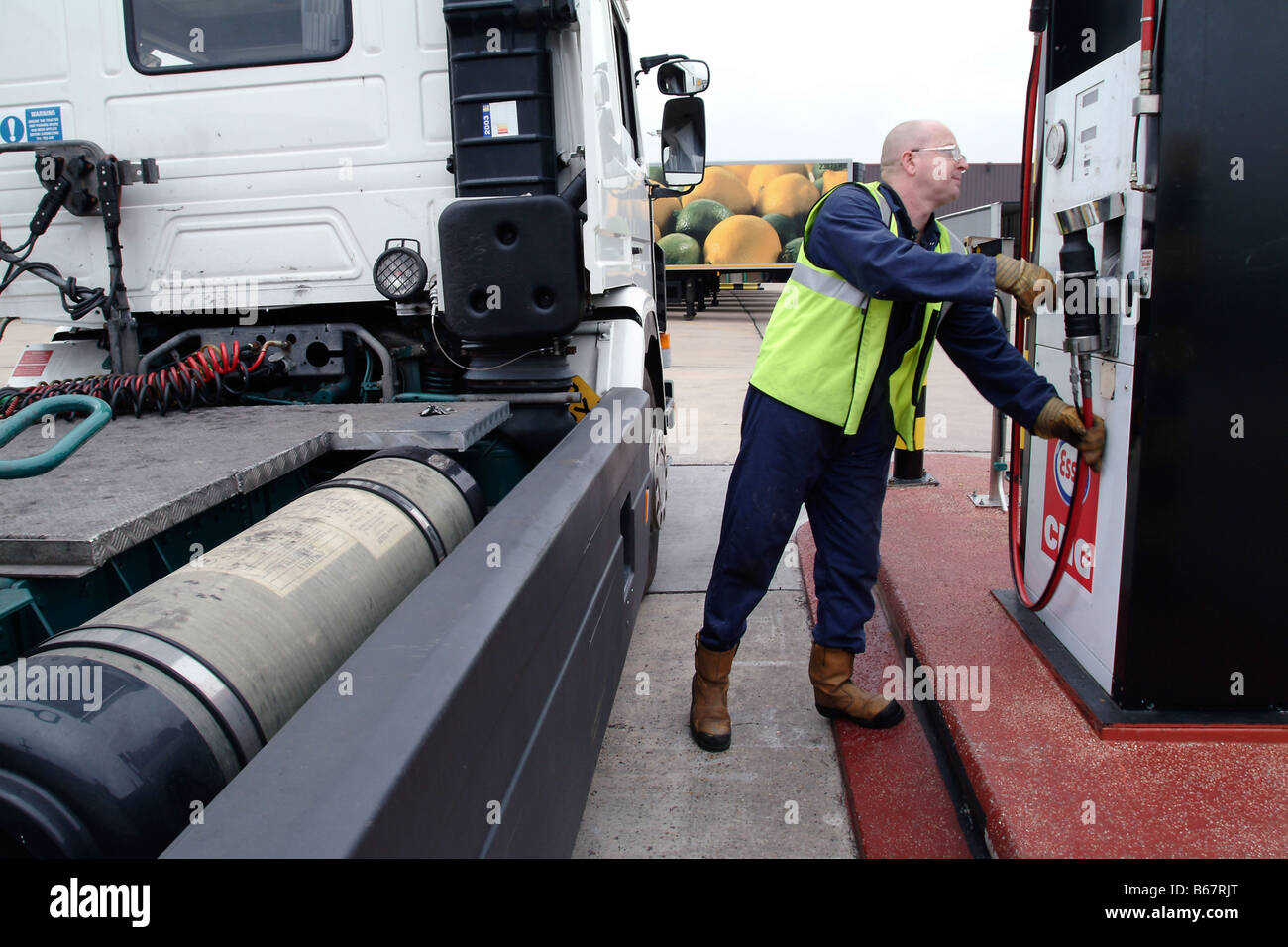 Cng Truck Stock Photos & Cng Truck Stock Images - Alamy