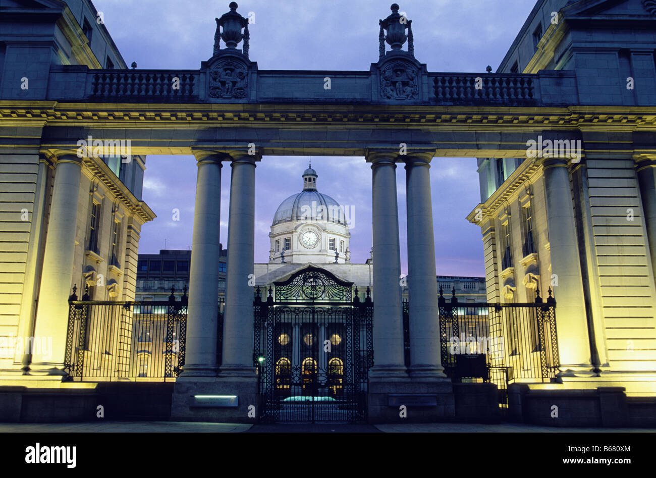 Government building dublin hi-res stock photography and images - Alamy