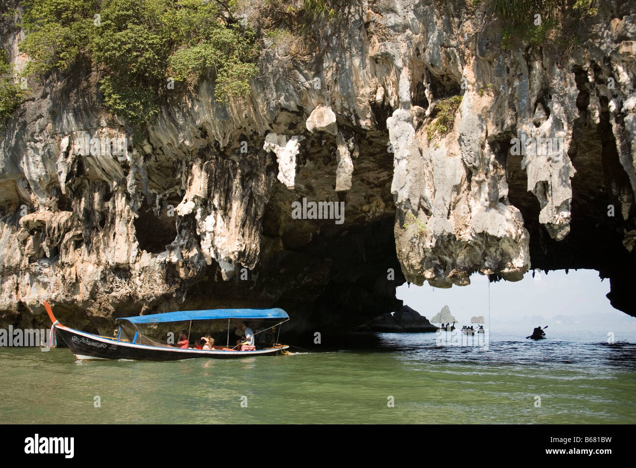 Passing bay hi-res stock photography and images - Alamy