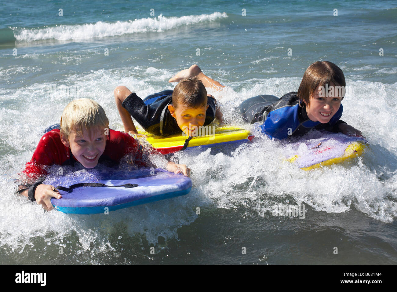 Group of 10 year old boys hi-res stock photography and images - Alamy