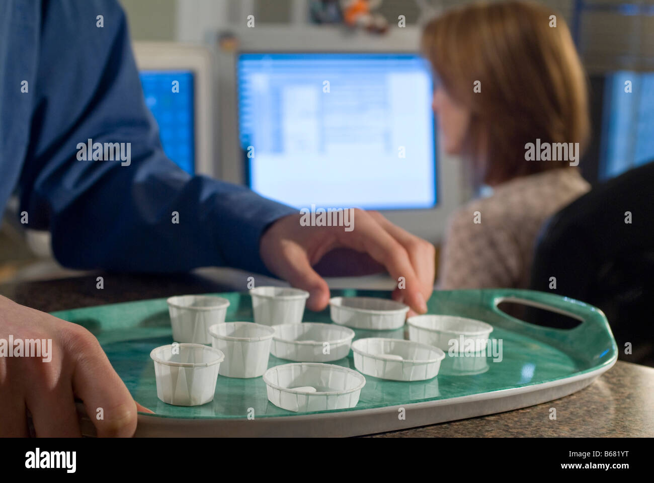 Medicine dispensing hospital hi-res stock photography and images - Alamy