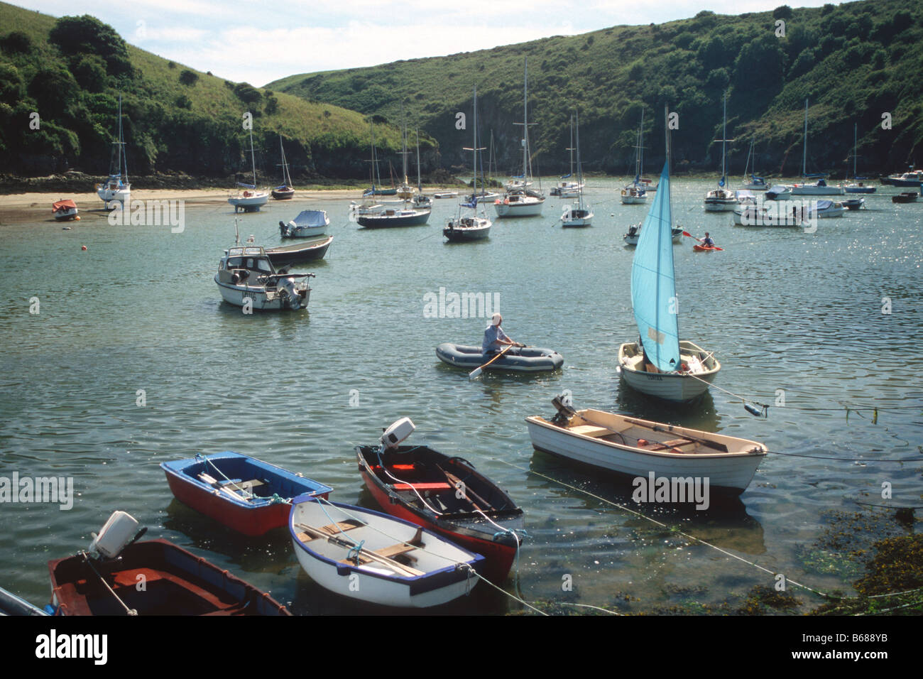 The harbour at Solva, Pembrokeshire Stock Photo - Alamy
