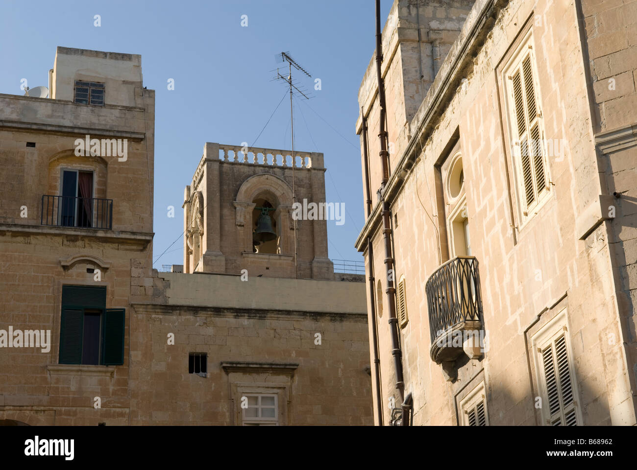 Architecture in downtown Valletta, Valletta Malta Stock Photo - Alamy