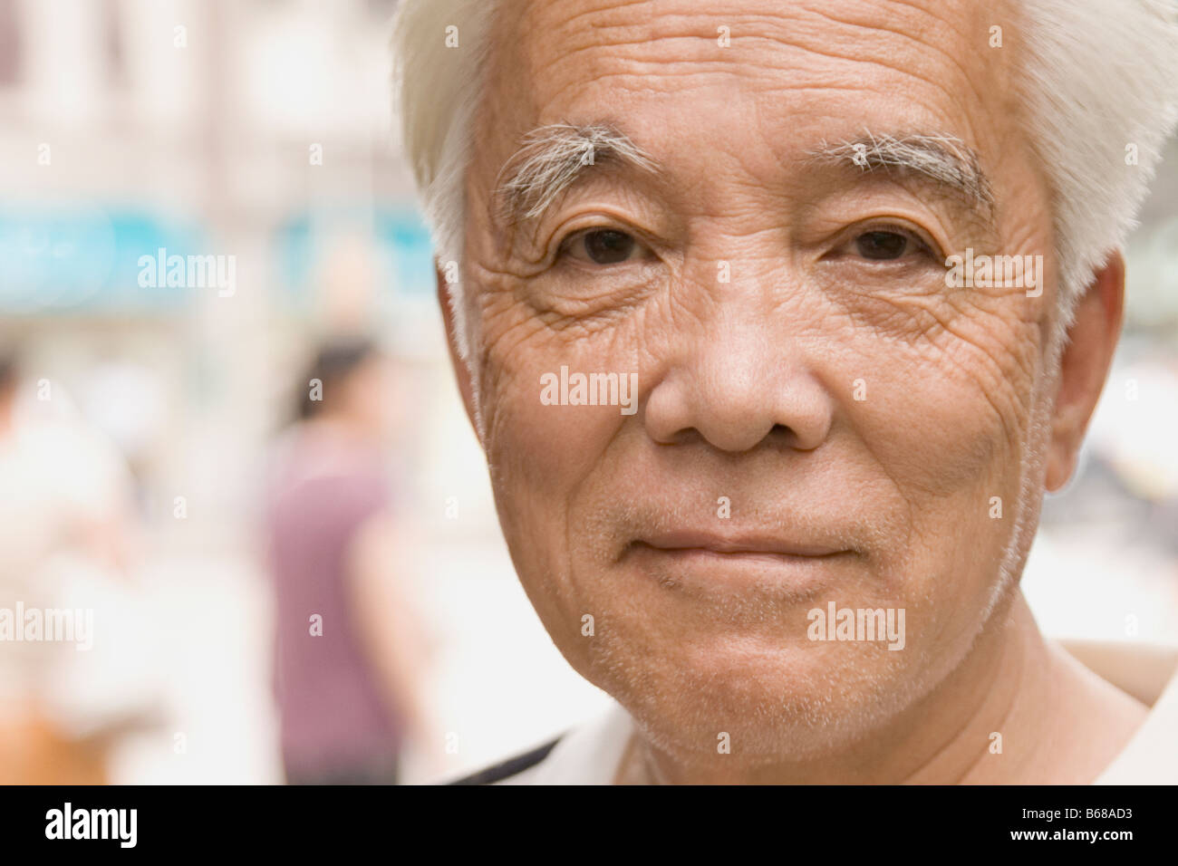 Wrinkled face smiling old man hi-res stock photography and images - Alamy
