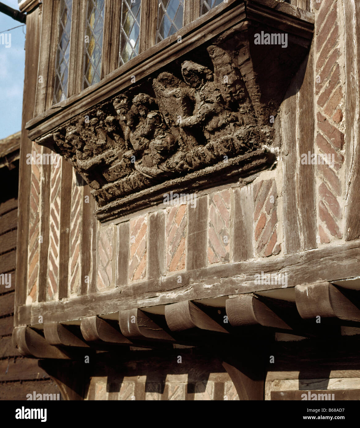 Brick nogging hi-res stock photography and images - Alamy