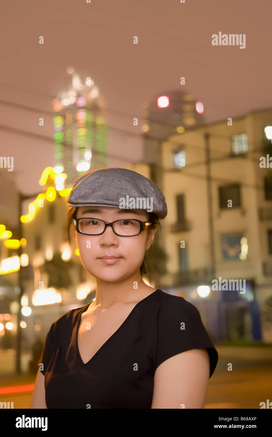 Wearing a flat cap hi-res stock photography and images - Alamy