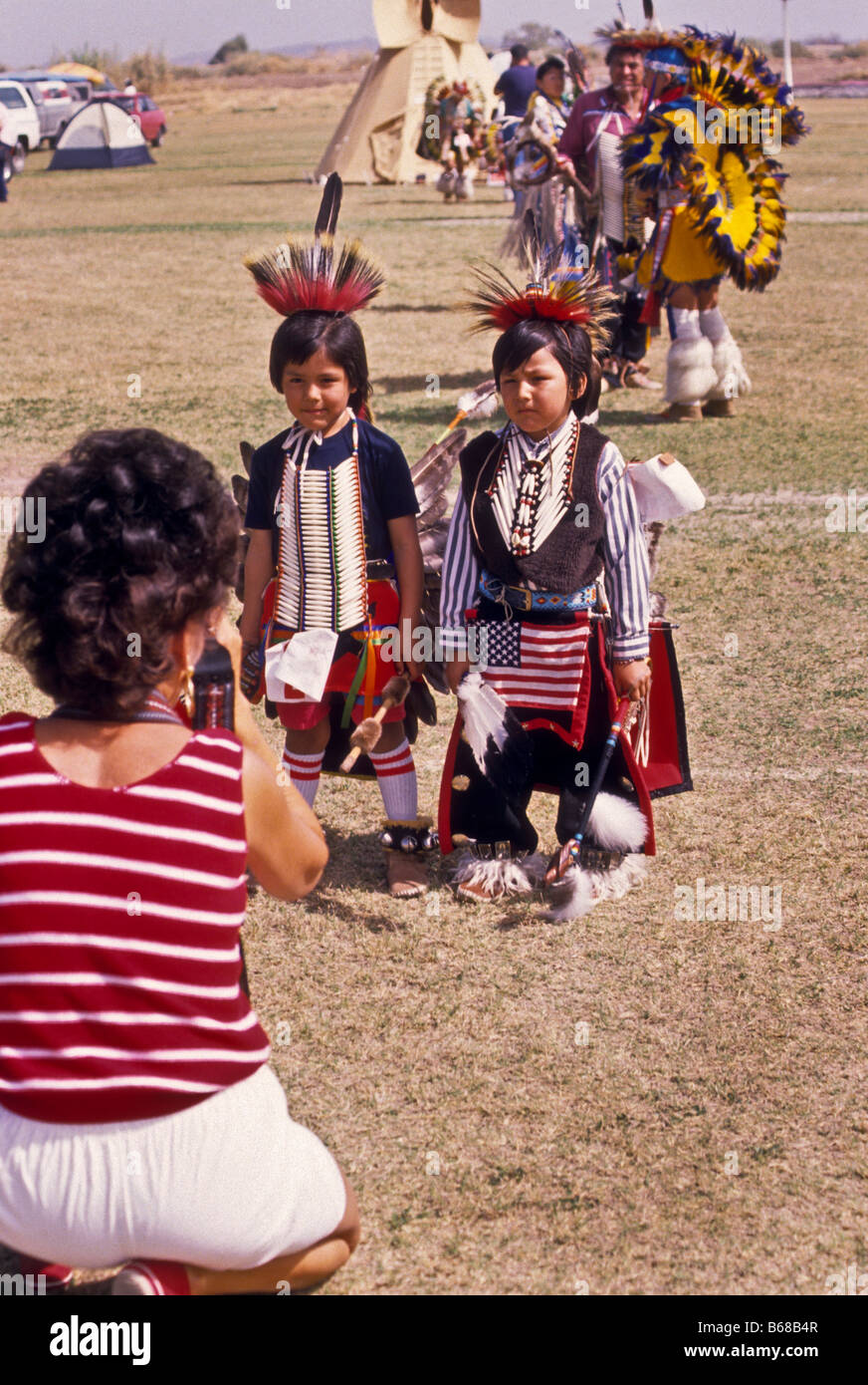 Native Americans in traditional costume perform Indian dances at Powwow ...