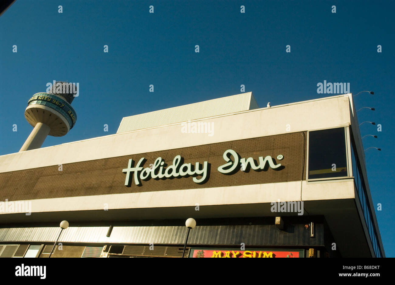 The Holiday Inn hotel and St. Johns tower in Liverpool Stock Photo - Alamy