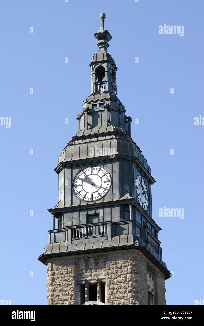 Clock tower of Hamburg railstation Hamburg Germany Stock Photo - Alamy