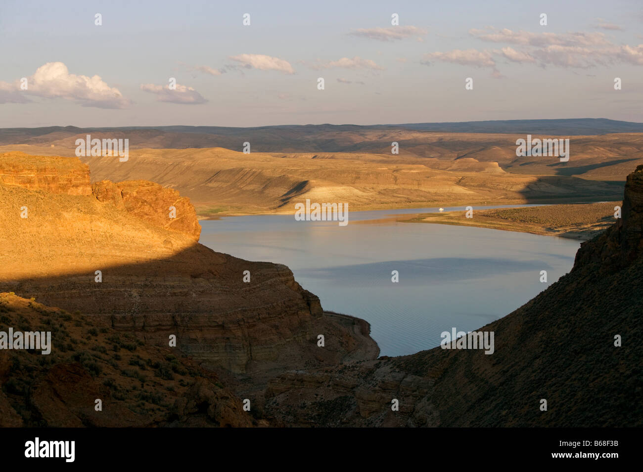 Flaming gorge utah view hi-res stock photography and images - Alamy