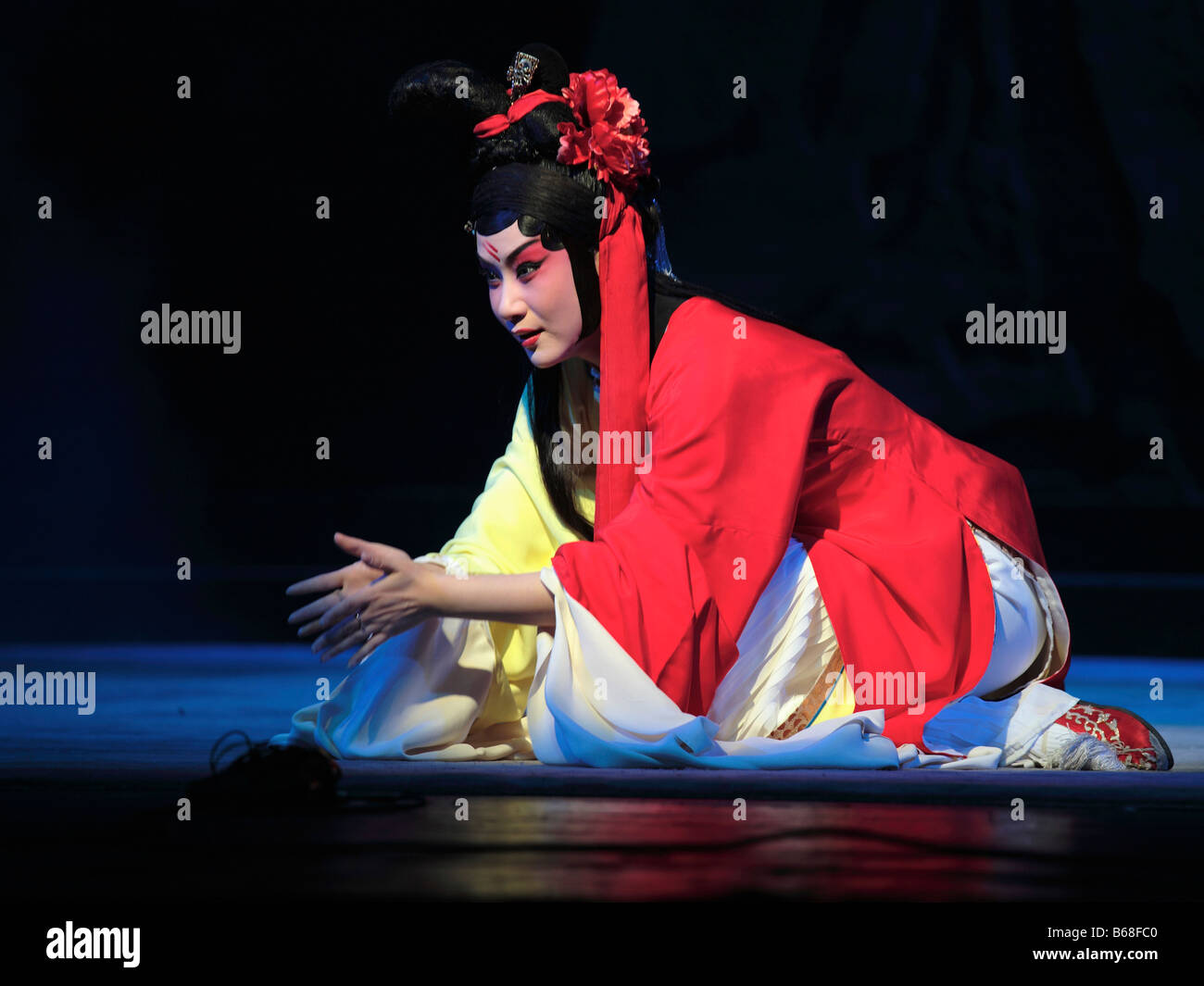 China Shanghai Yifu Theatre chinese kunqu opera performance Stock Photo ...