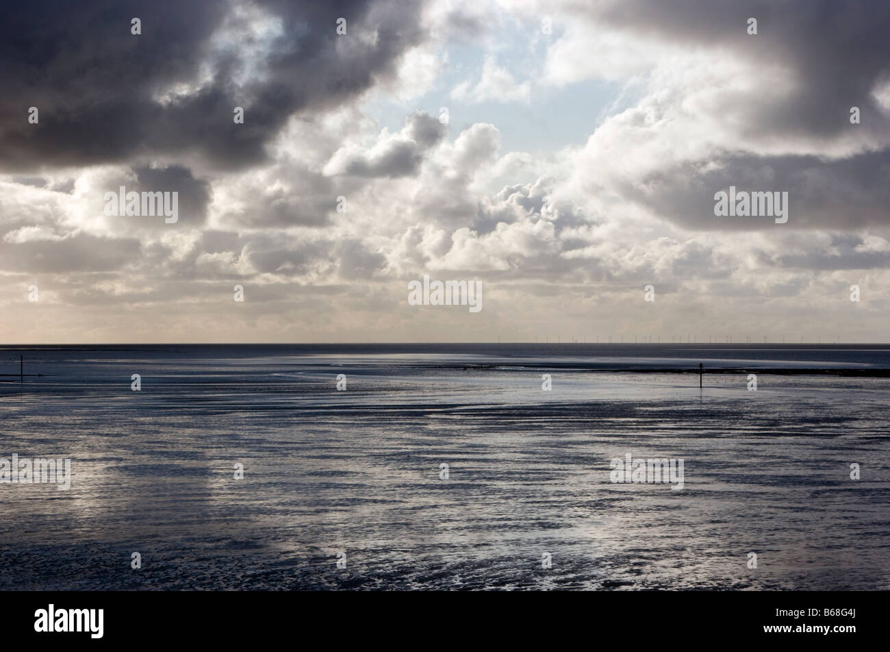 Morecambe bay storm hi-res stock photography and images - Alamy