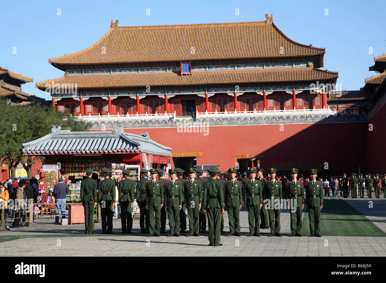 China Beijing Forbidden City Meridian Gate guards Stock Photo - Alamy