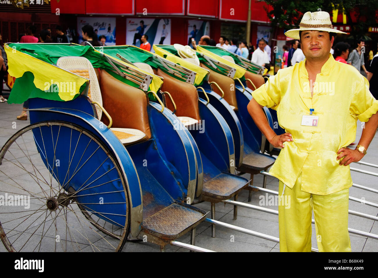 Pedicab China Stock Photos & Pedicab China Stock Images - Alamy