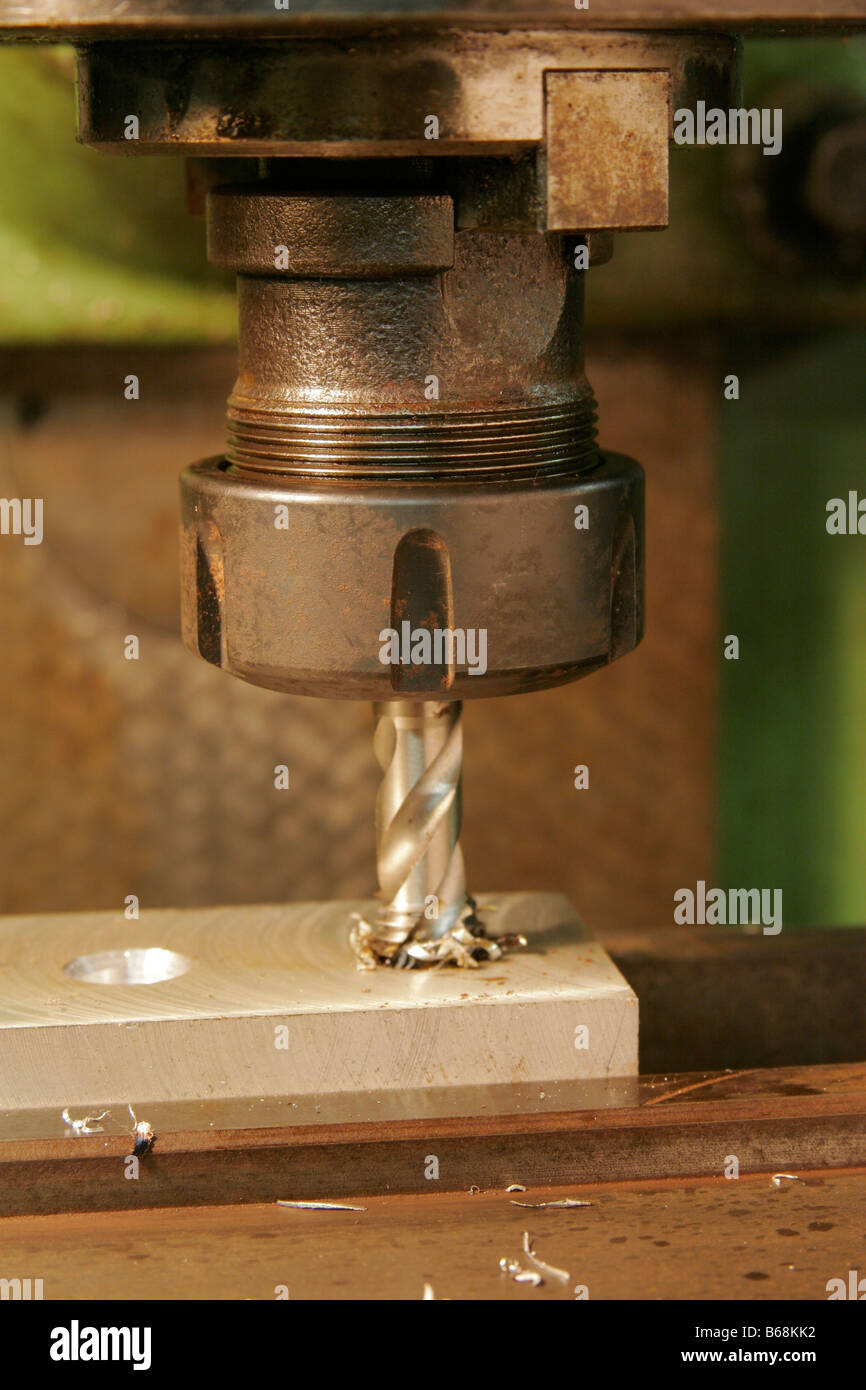 Tapping cutter hi-res stock photography and images - Alamy