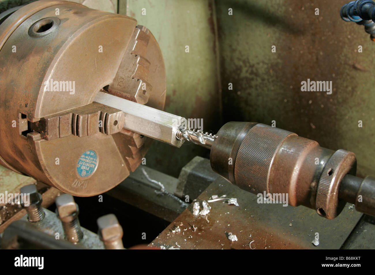 Tapping cutter hi-res stock photography and images - Alamy