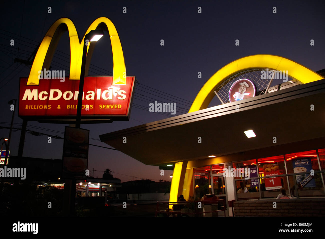 Restaurant style burger hi-res stock photography and images - Alamy