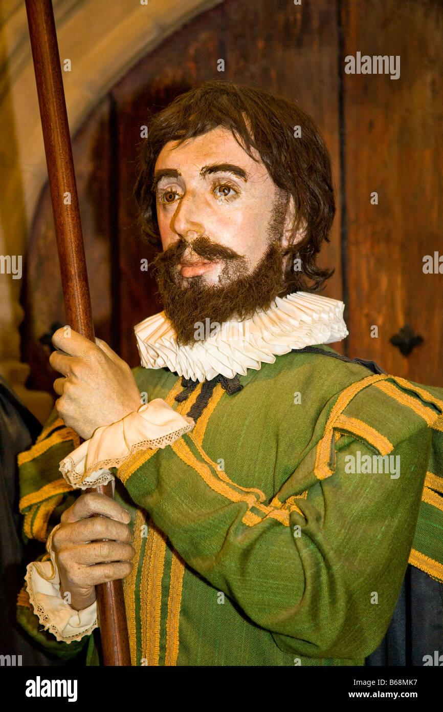 Medieval crusader knight hi-res stock photography and images - Alamy