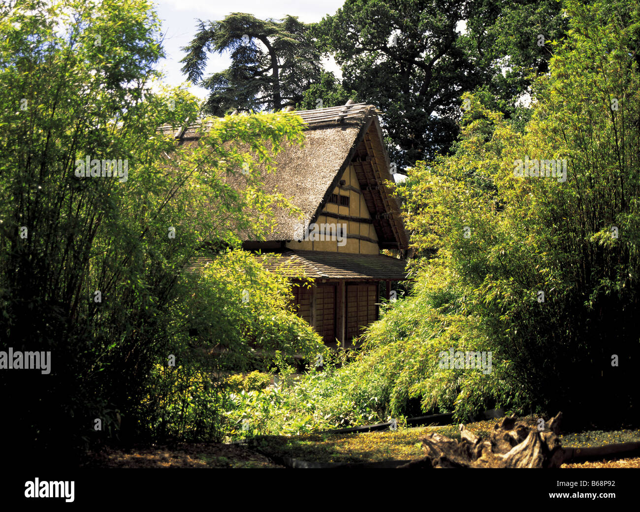 Traditional japanese farmhouse hi-res stock photography and images - Alamy