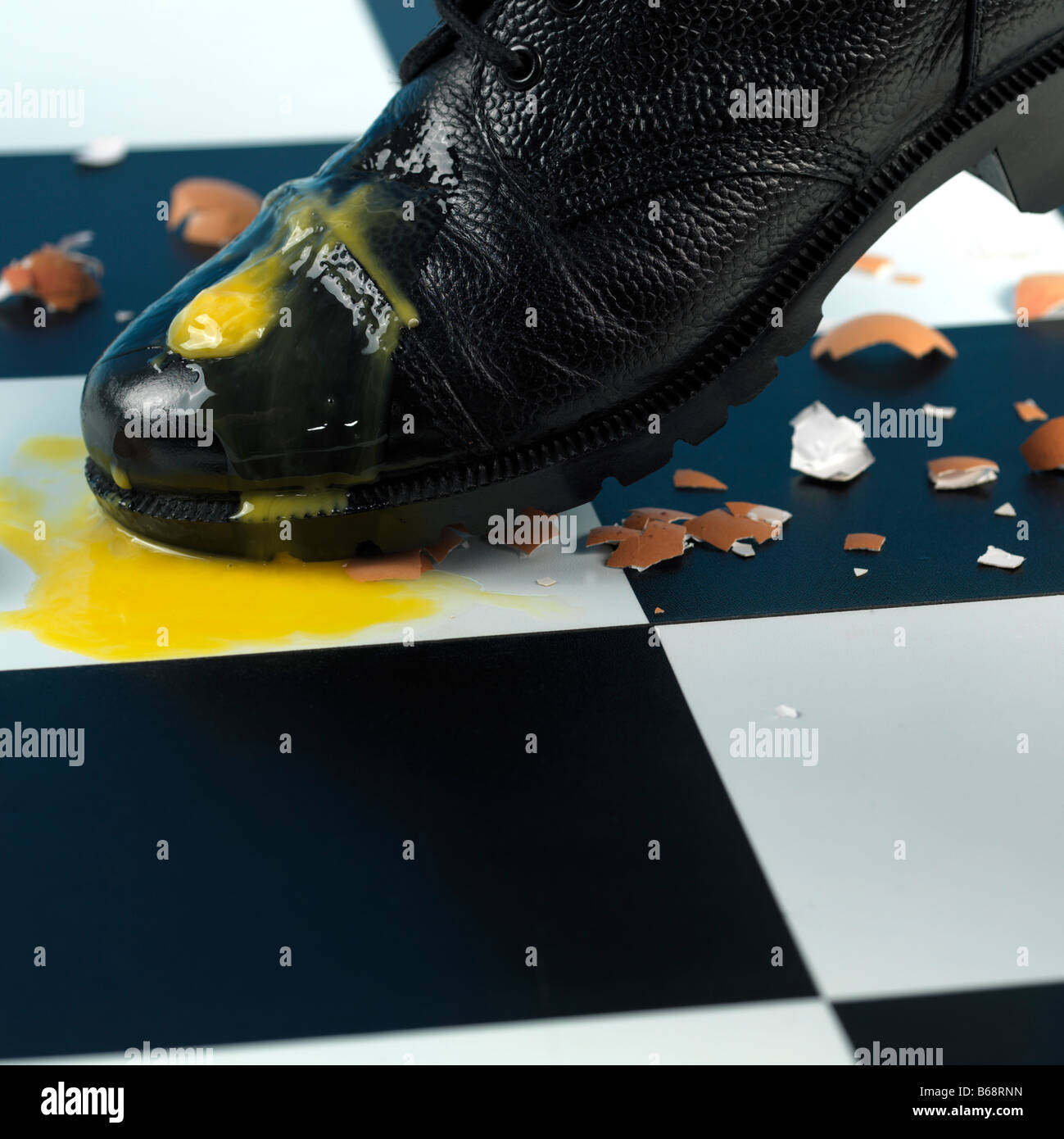 Egg eggshell yoke boot boot hi-res stock photography and images - Alamy