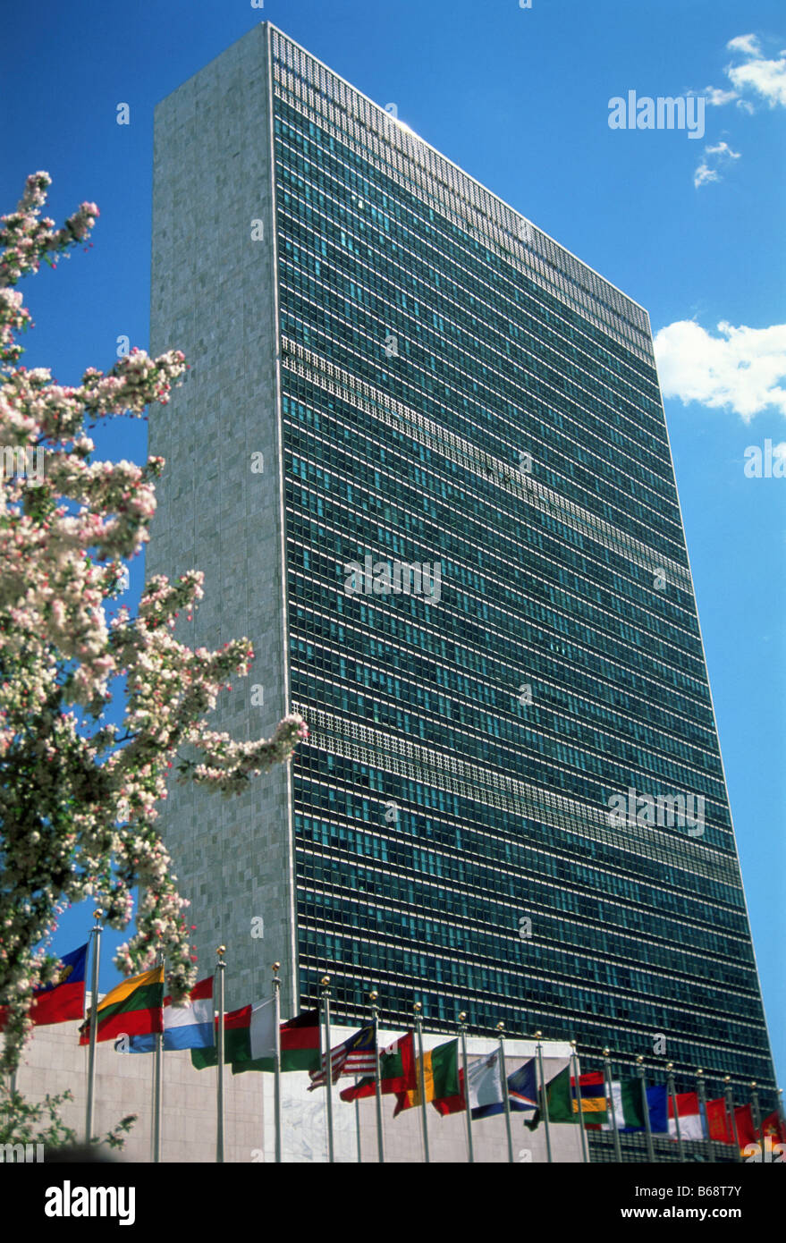 Un hq building hi-res stock photography and images - Alamy
