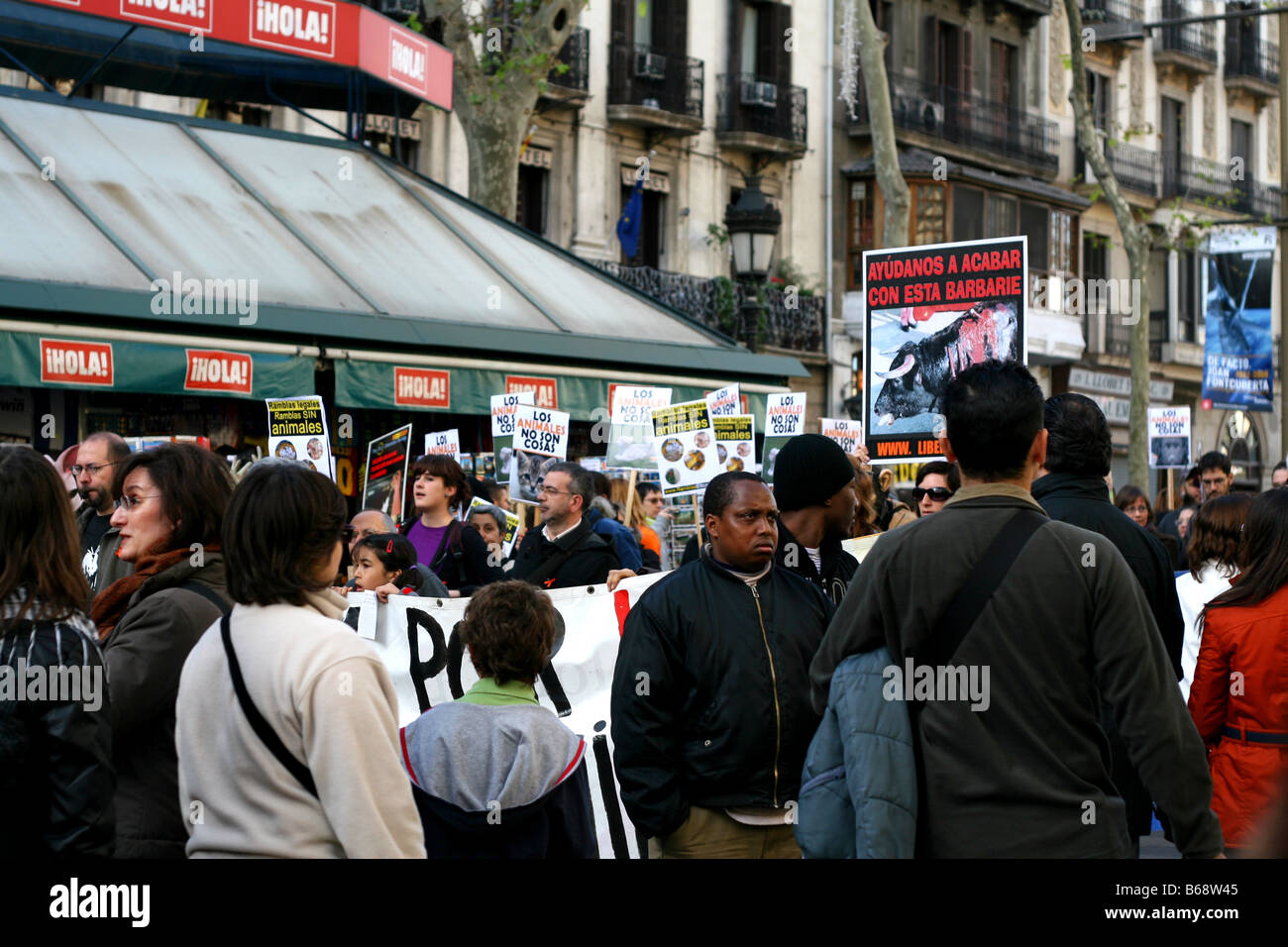 Animal protest barcelona hi-res stock photography and images - Alamy