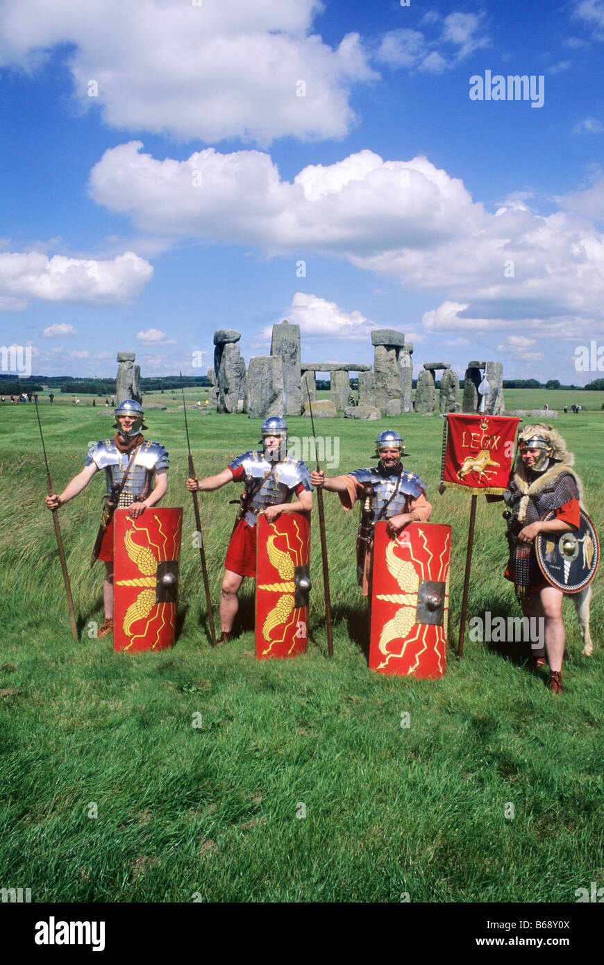 Roman weapons hi-res stock photography and images - Alamy