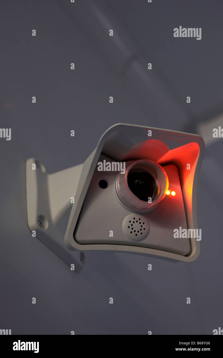 Security lighting hi-res stock photography and images - Alamy