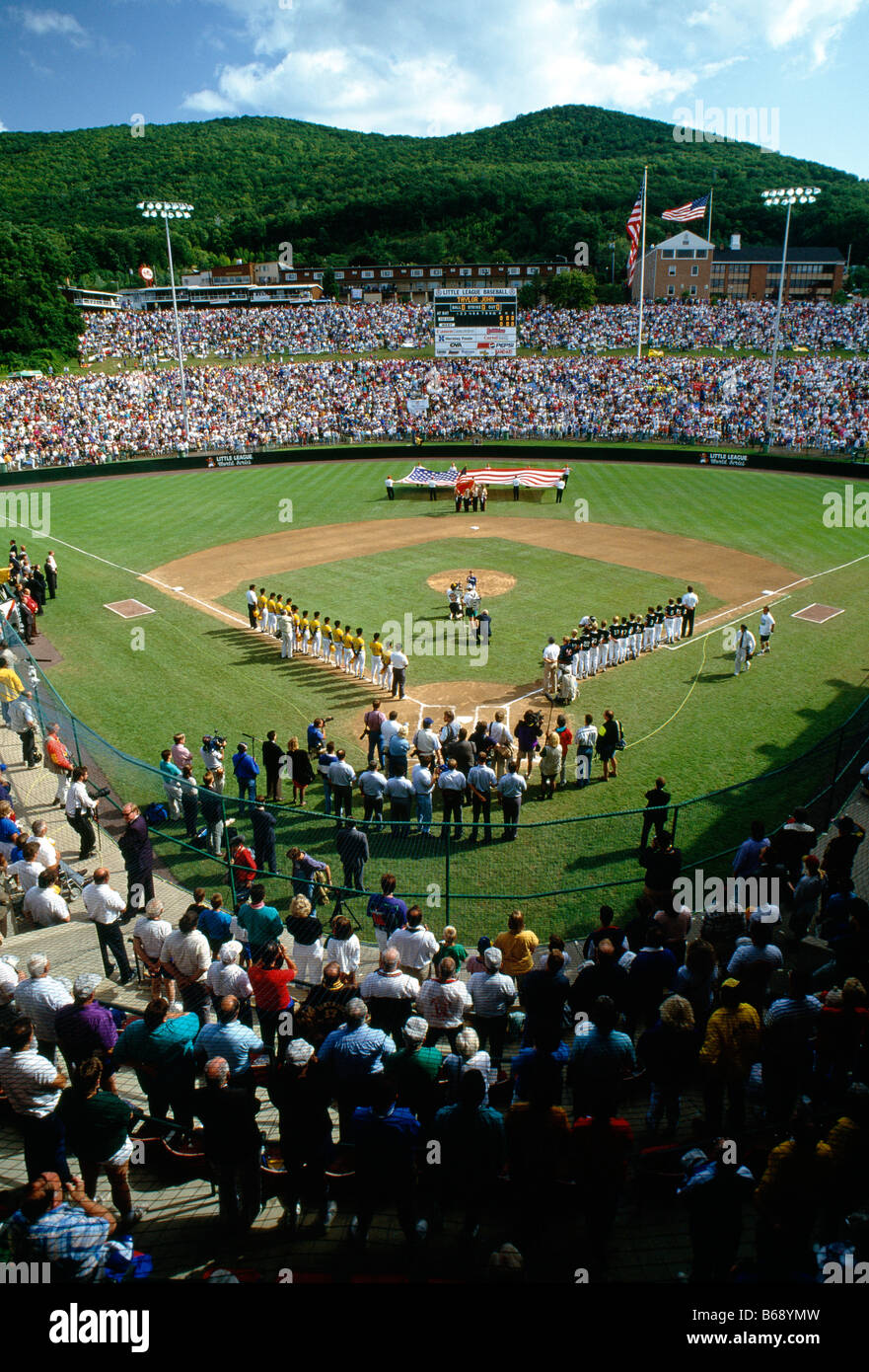 Little league baseball championship series hi-res stock photography and ...